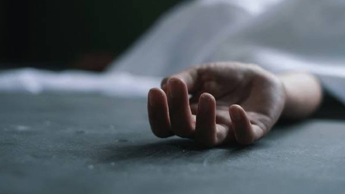 Odisha student dies of electrocution while lowering flag at Republic ...