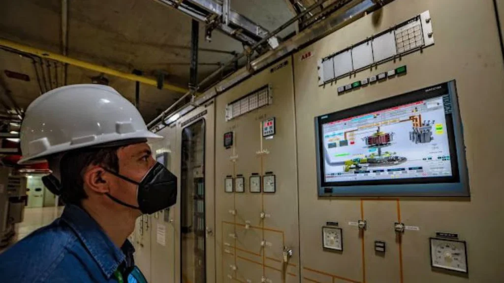 Con sobresuscripción, CFE regresa a mercados internacionales