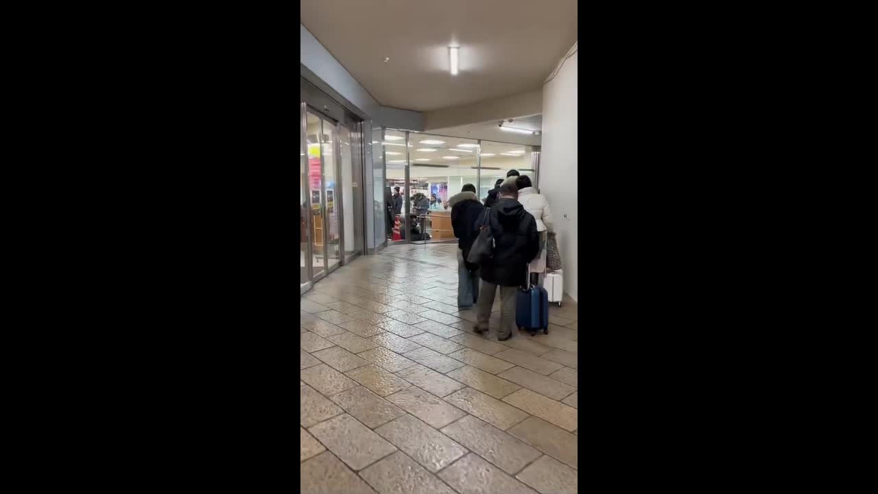 Long lines form at JR Sapporo Station after train services suspended in ...