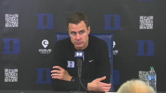No. 4 Duke blows game open early in 2nd half, beats No. 20 Louisville ...