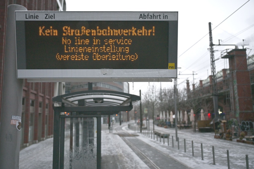 BVG kapituliert vor dem Winter: Auch am Dienstag fährt keine Tram