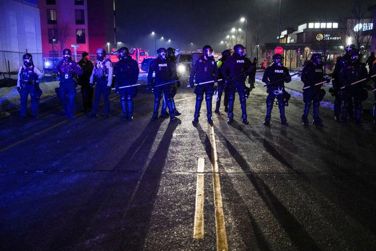 In possible thaw, Trump and Minnesota governor talk after fatal shooting