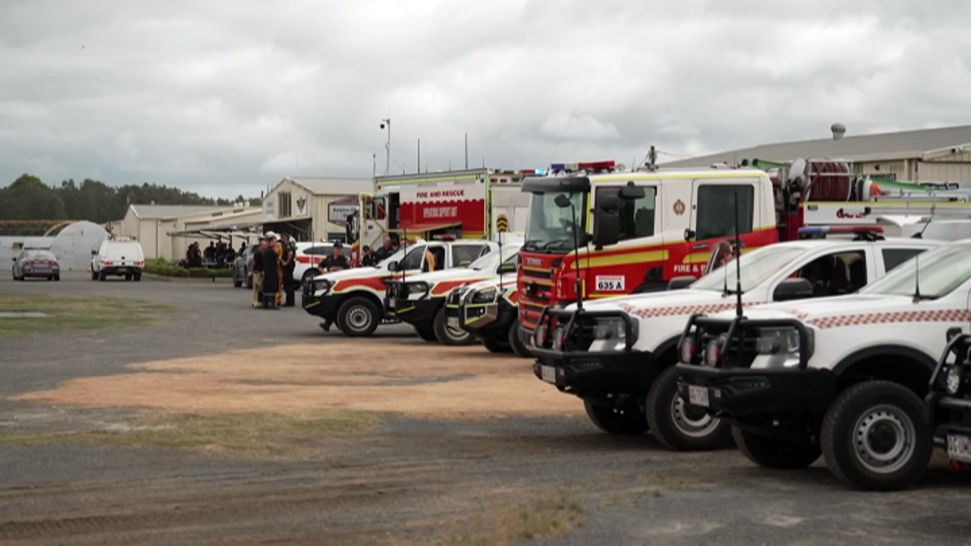 Two people have died in a light plane crash on the Gold Coast