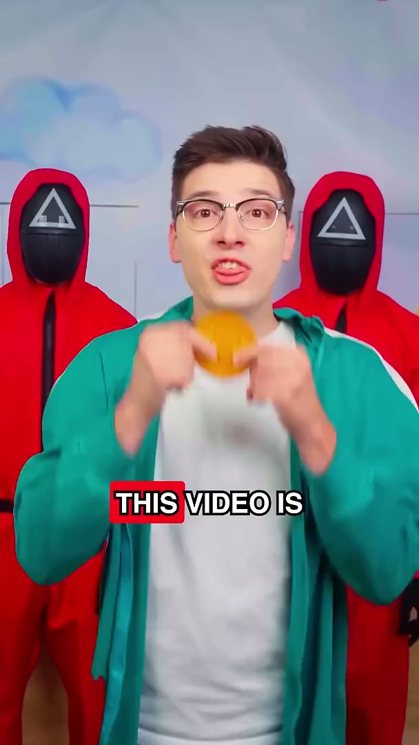 Explore a quick glimpse into the unique moment of buying Sydney Sweeney ...