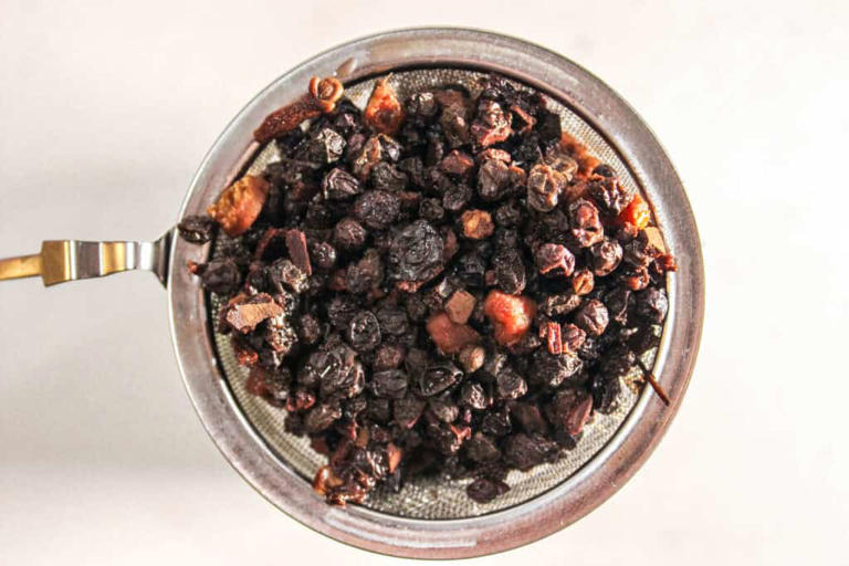 DIY elderberry syrup recipe