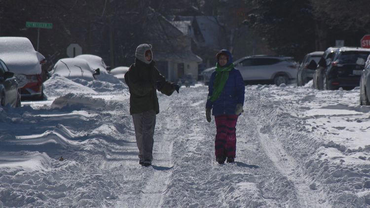 Know the warning signs: Health dangers in extreme cold