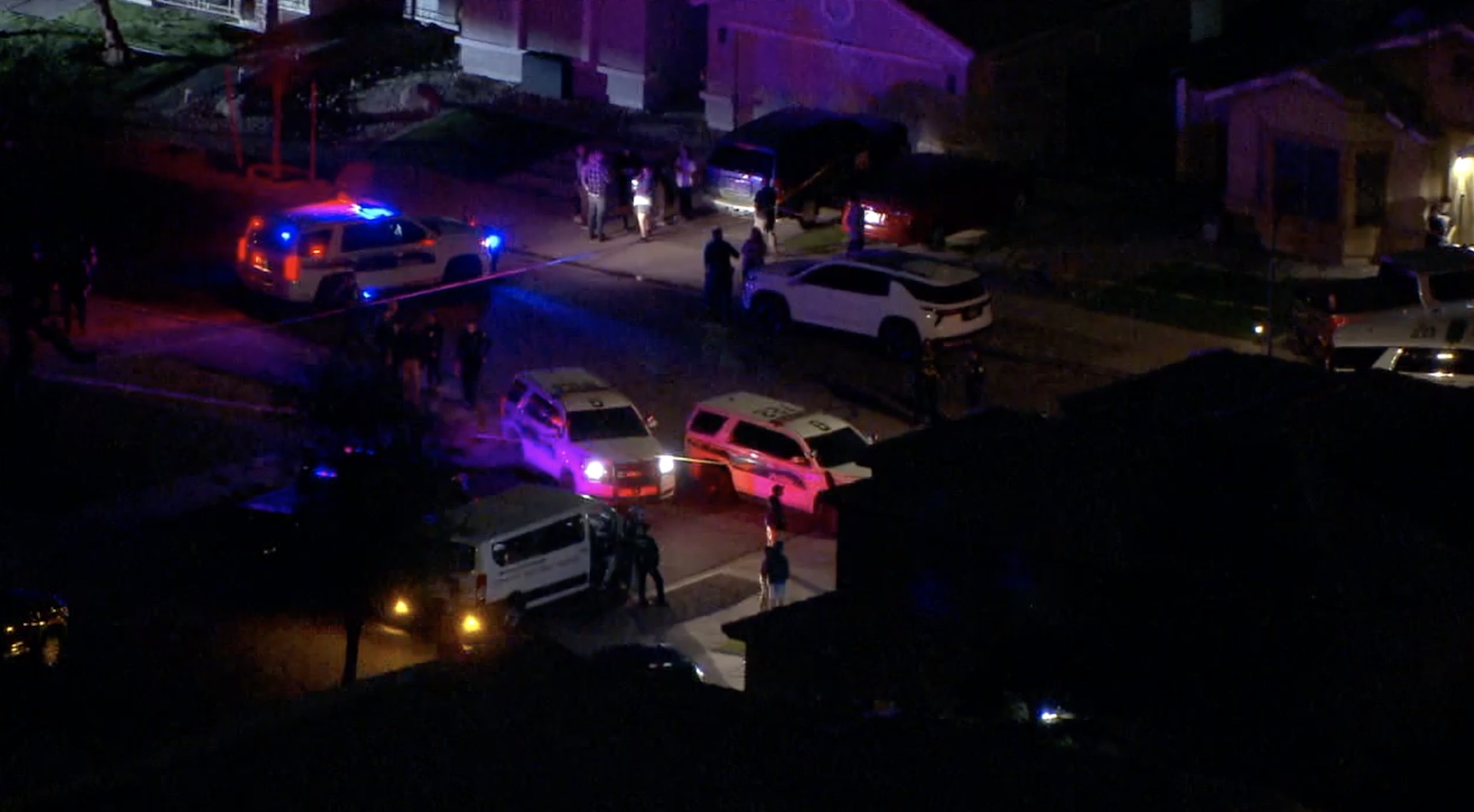 Two people hospitalized after shooting involving Phoenix police near ...