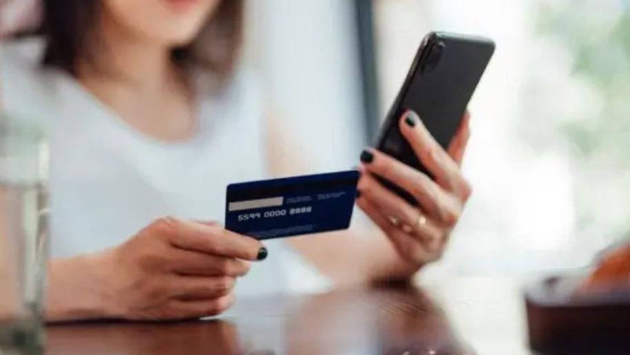 Change aims to make credit card access 'simpler'