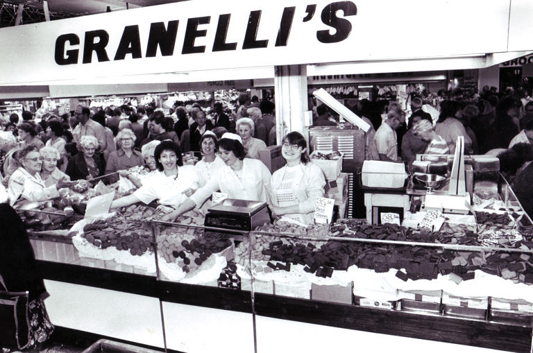 Sheffield retro: 43 photos telling the story of city life back in 1985 ...