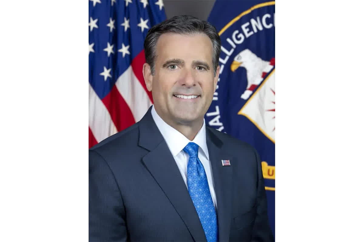 CIA 국장, 폴란드 극비 방문…국방장관과 비공개 회담