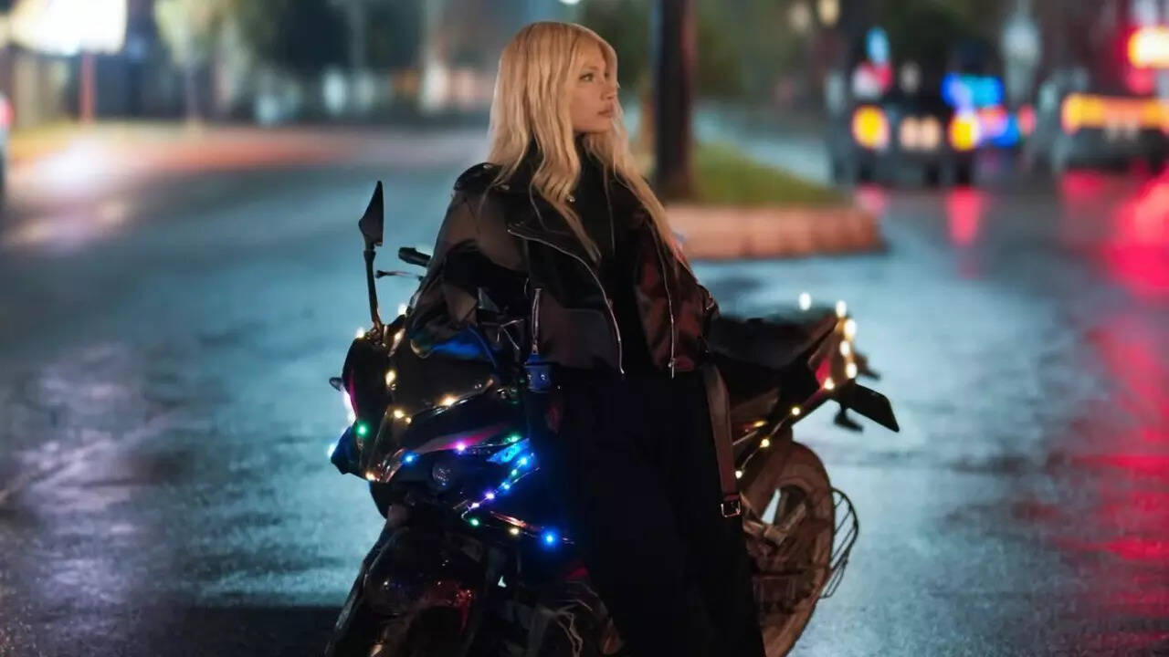 Shot dead for joining anti-Khamenei protests: Who was Diana Bahadori ...