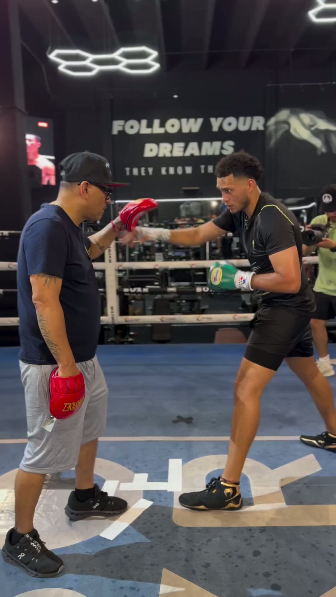 David Benavidez is sharpening the jab and left hand for the next fight 😤