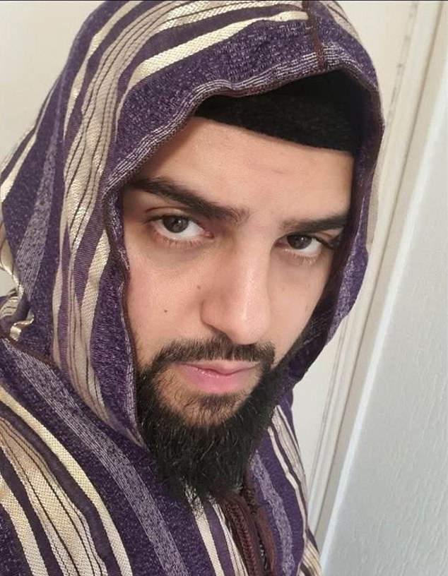 Terror police reveal they stopped 19 'late-stage' UK attack plots in ...