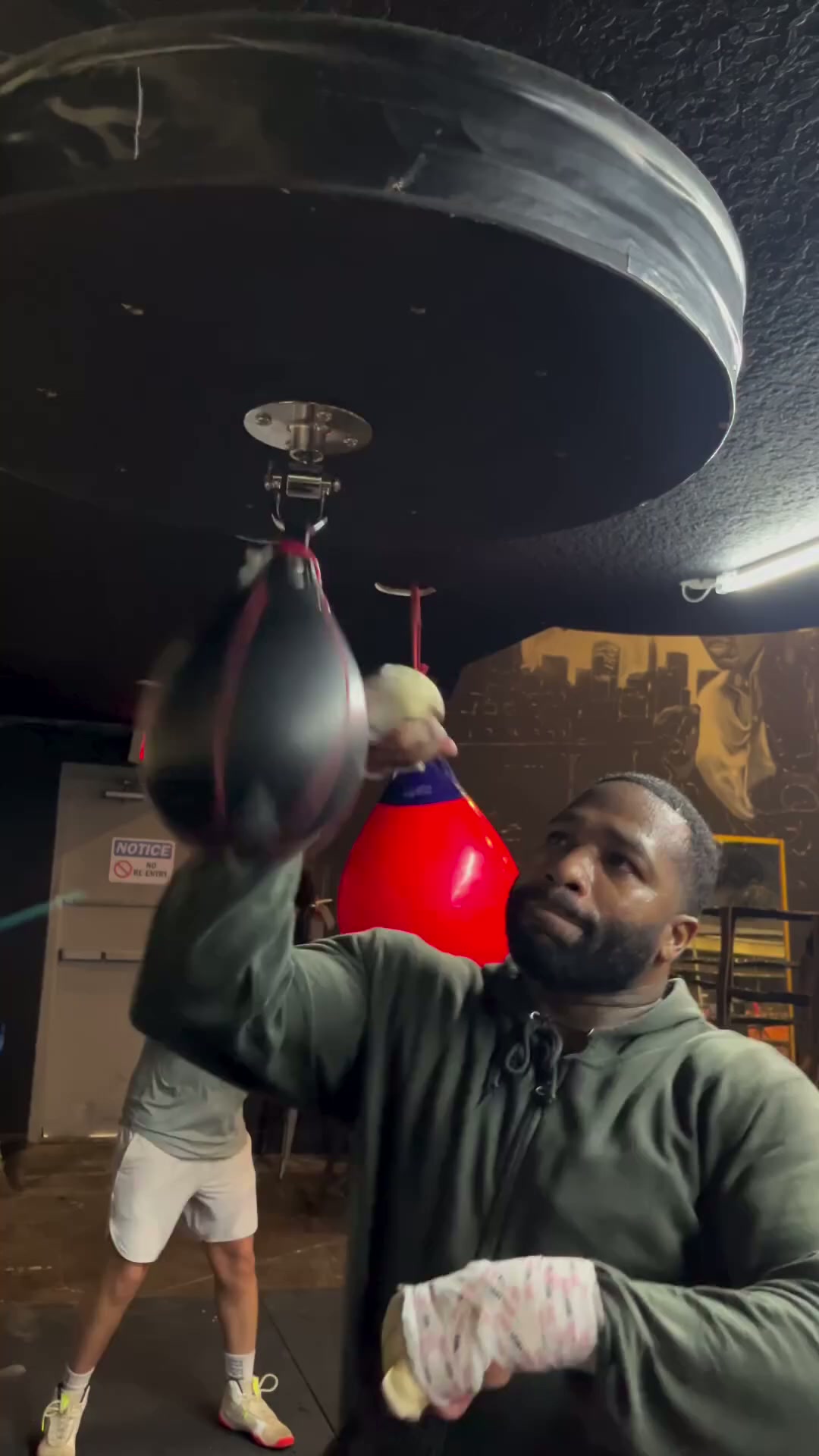 Adrien Broner back in camp working speed bag, is Blair Cobbs next