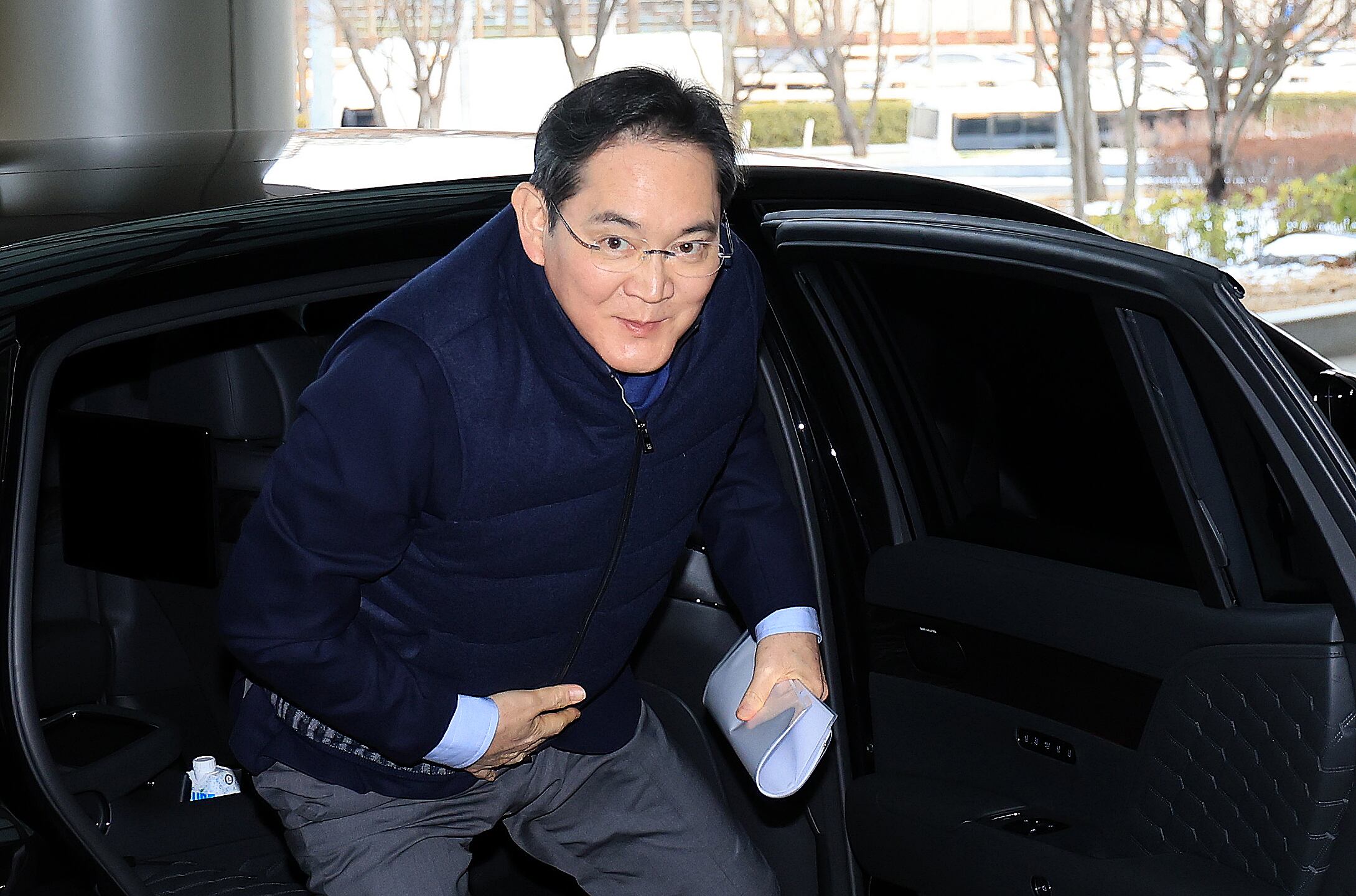 Vietnamese coconut water spotted with Samsung chairman