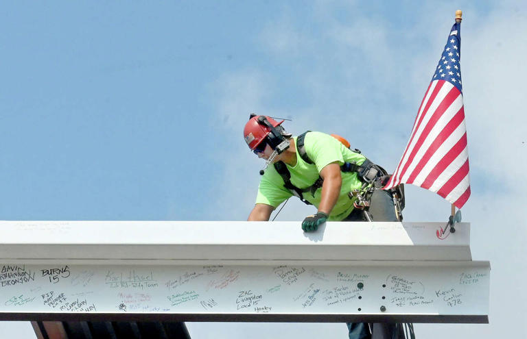 Manchester negotiating purchase of duplex as part of new library ...