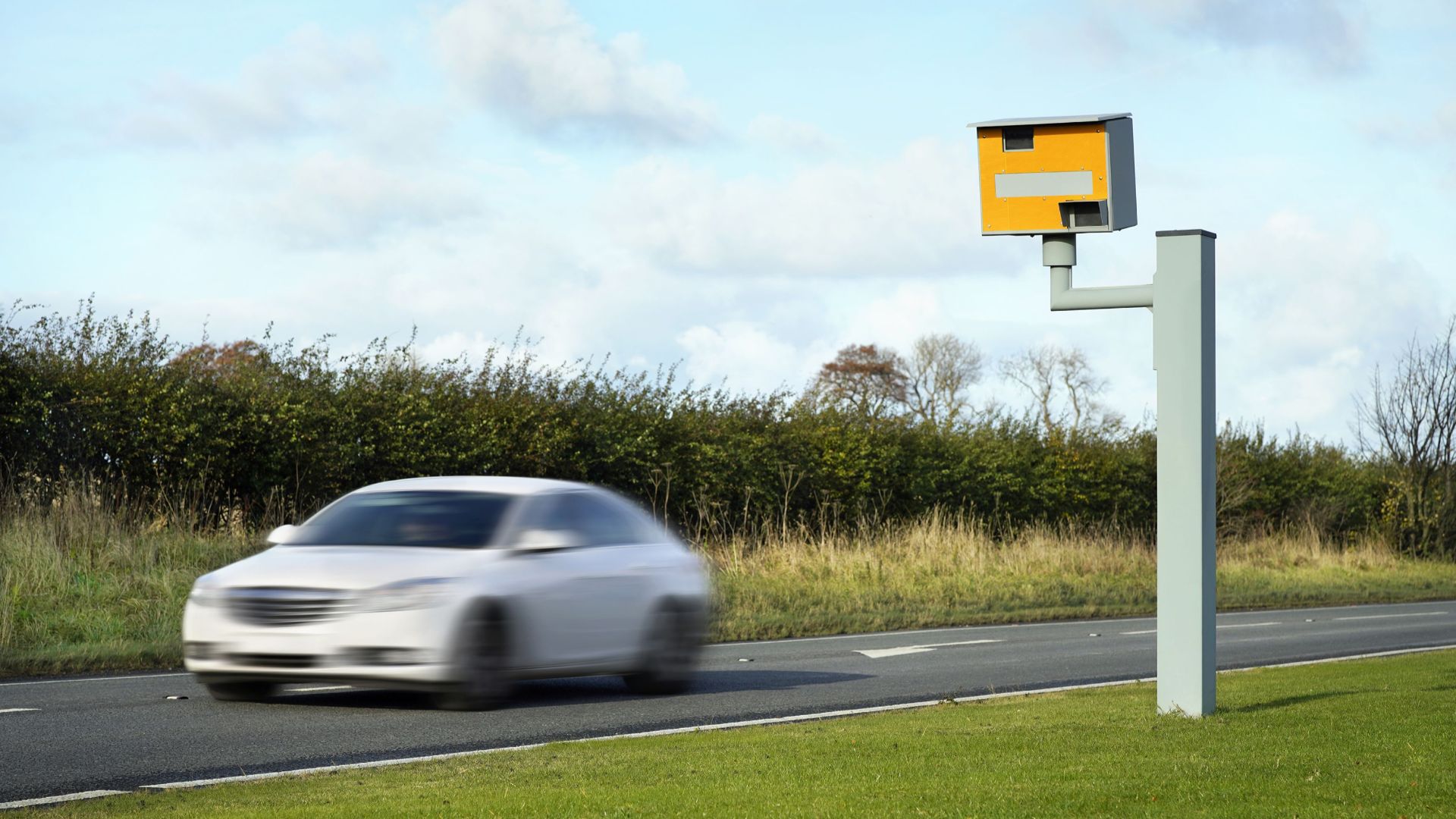 UK speed limits and speeding penalties: A driver’s guide