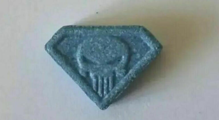 Blue Punisher, arriva in Italia la pasticca di ectasy: perché è tra le ...