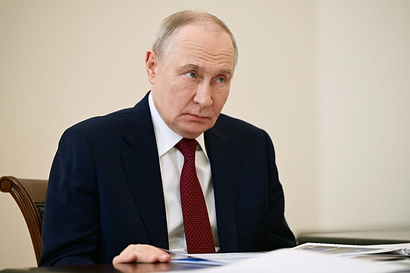 Primes, raids, arnaques… les stratagèmes de Moscou pour recruter et ...