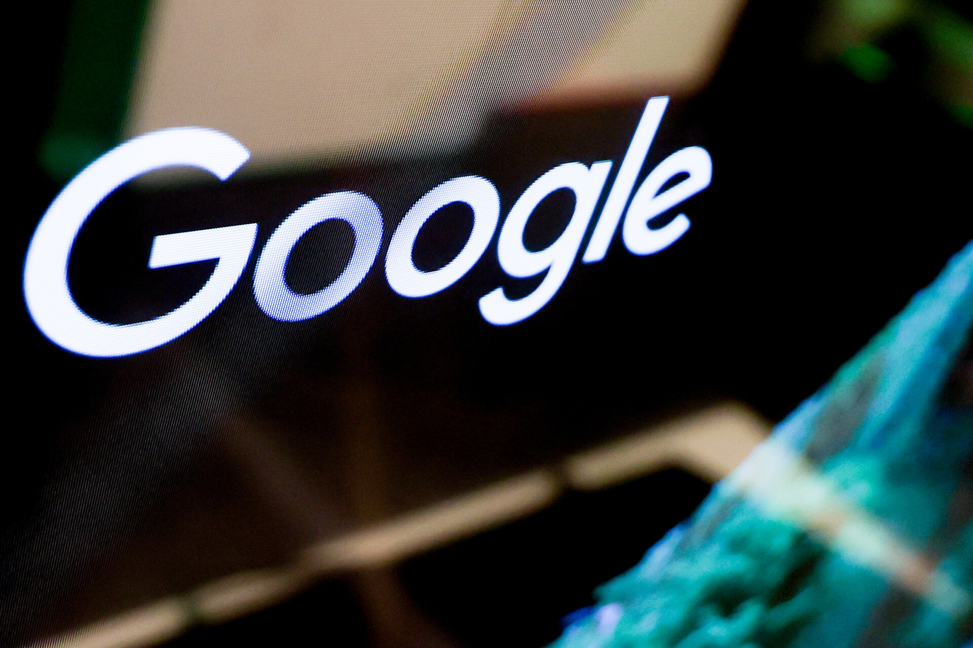 Google: Aποσύρεται από το πρόγραμμα σμηνών drones του Πενταγώνου