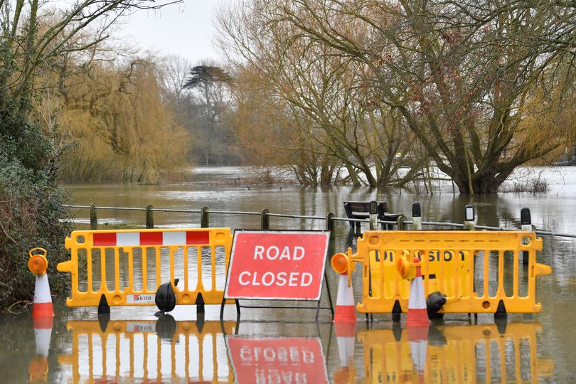 Storm Chandra rain in Surrey means 10 flood alerts issued across county