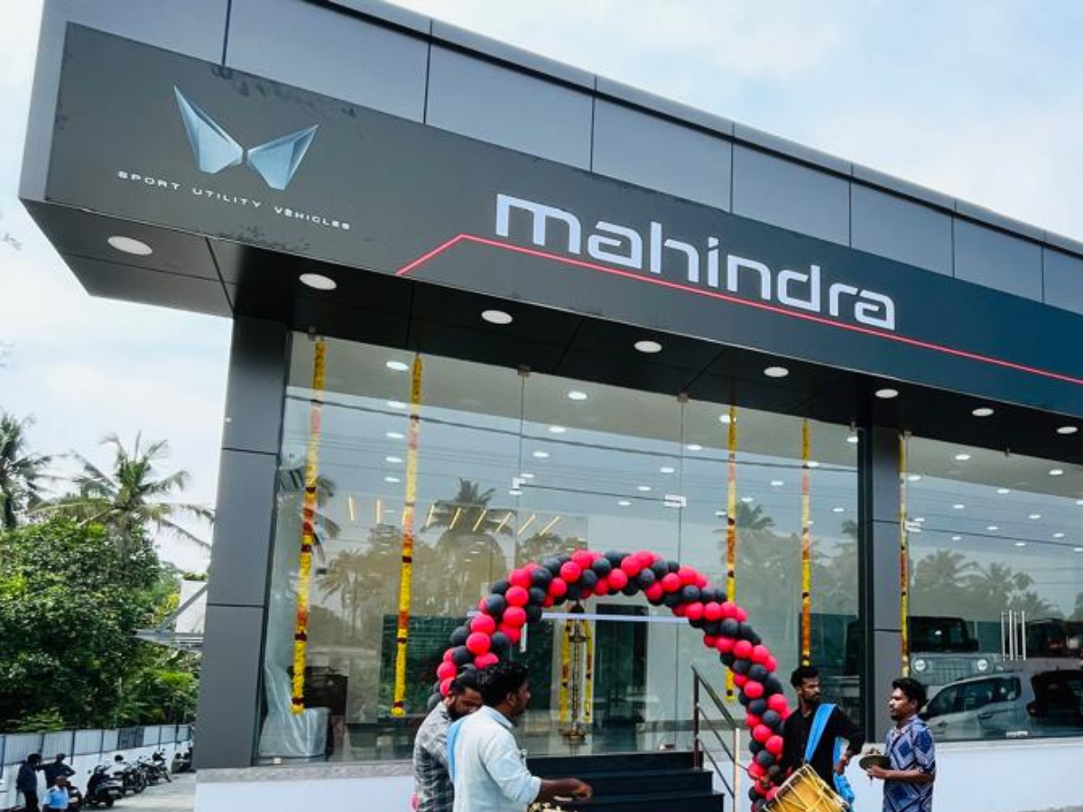 Mahindra shares lose Rs 18,000 crore: Is India-EU trade deal really bad ...