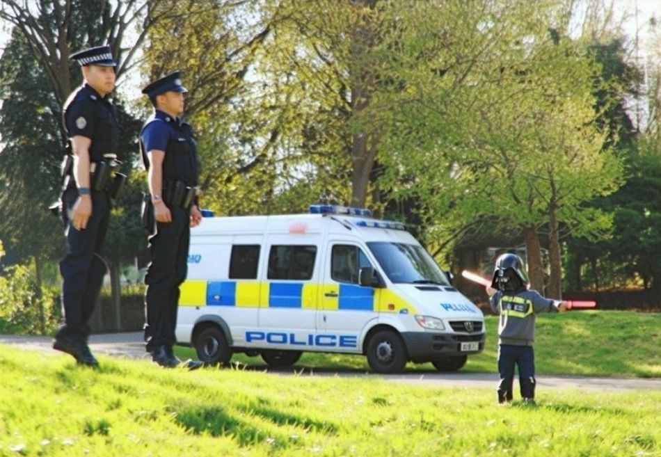 34+ ridiculously funny police photos you have to see
