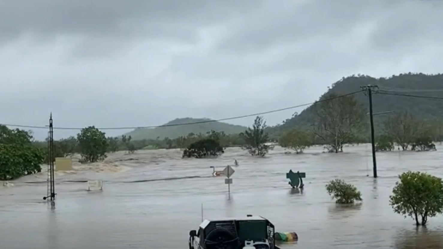 'Very extreme totals': Queensland communities inundated with rain
