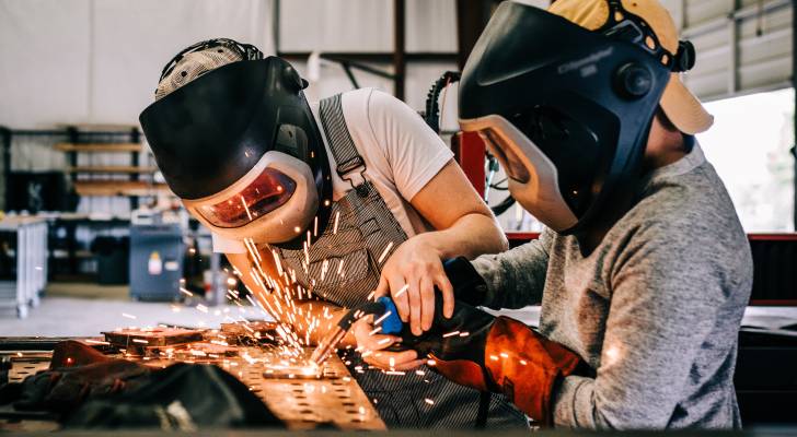 Having a college degree no longer helps young Americans find a job ...