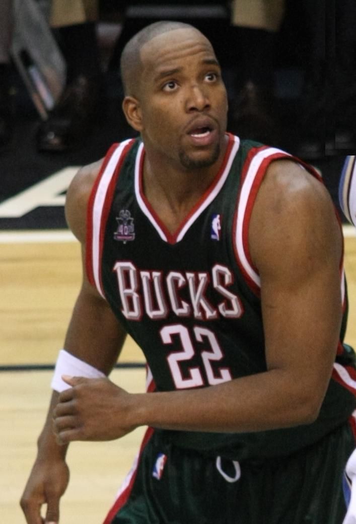 He shoots, he scores: The 30 greatest three-point shooters in NBA history