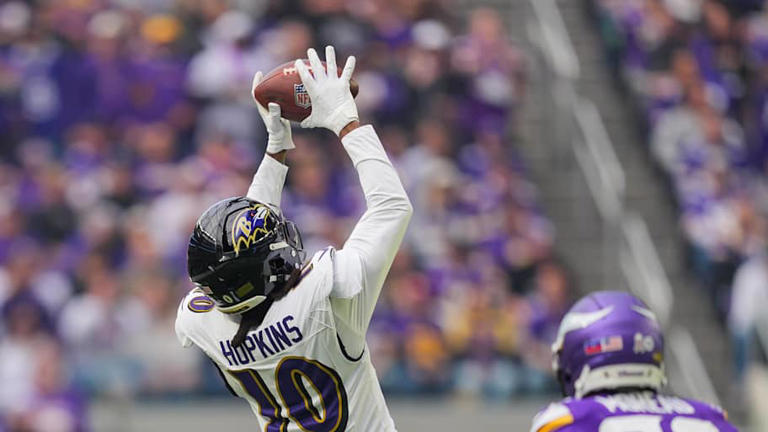 DeAndre Hopkins remains open to Ravens return