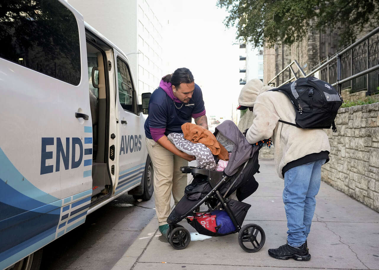 Austin women's shelter residents say food, heat fell short during ...