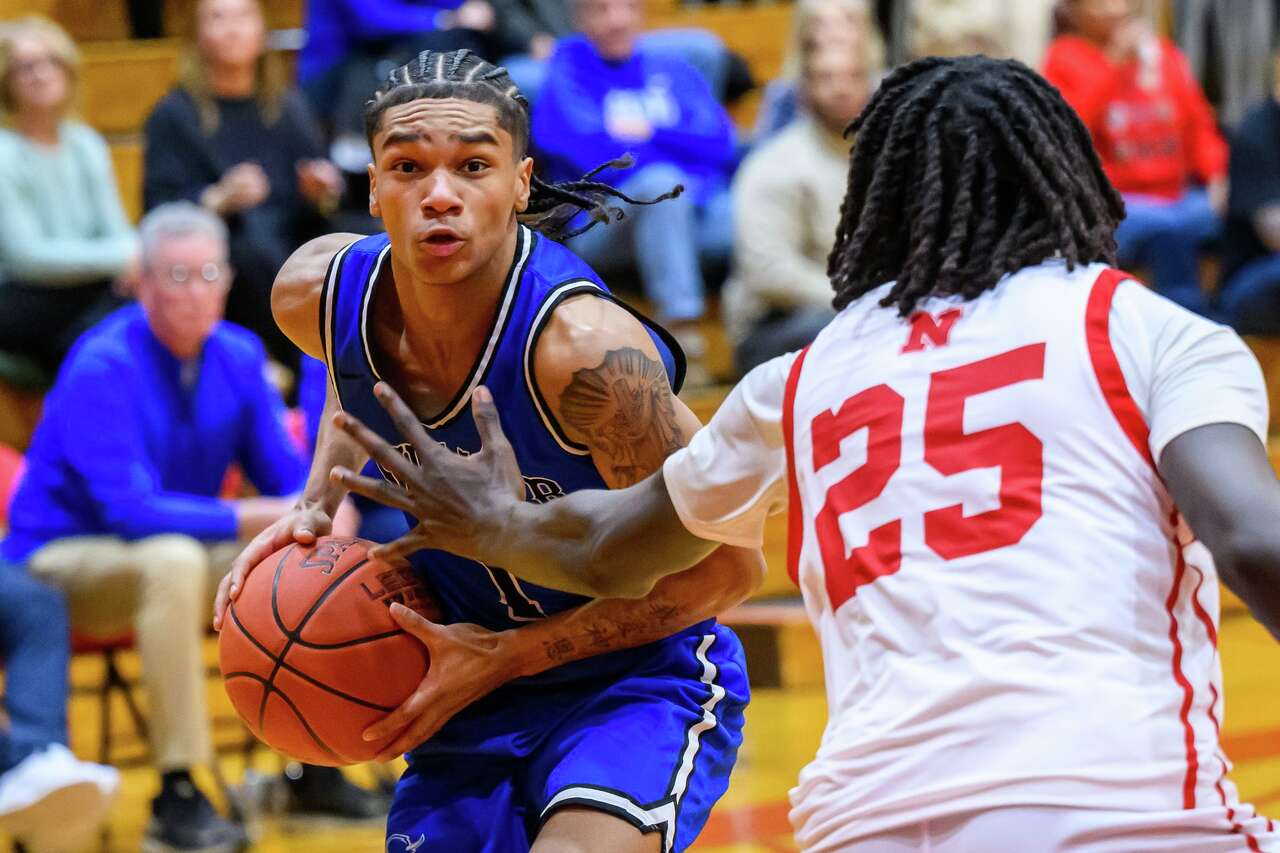 Shaker point guard Bless Demand knows who he is and what he does for ...