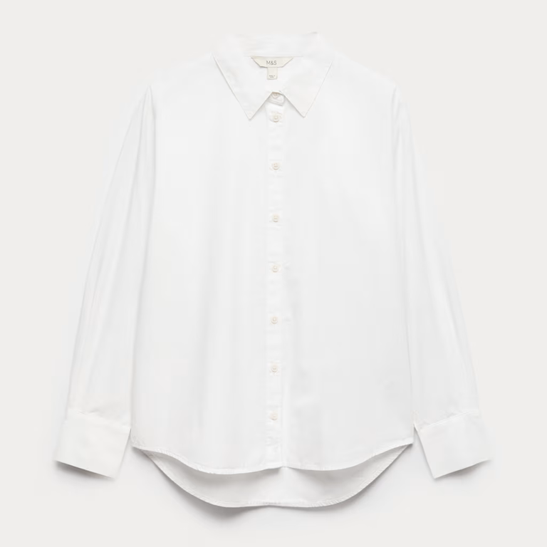 Emma Willis proves even laid-back jeans and jumper outfits can be ...