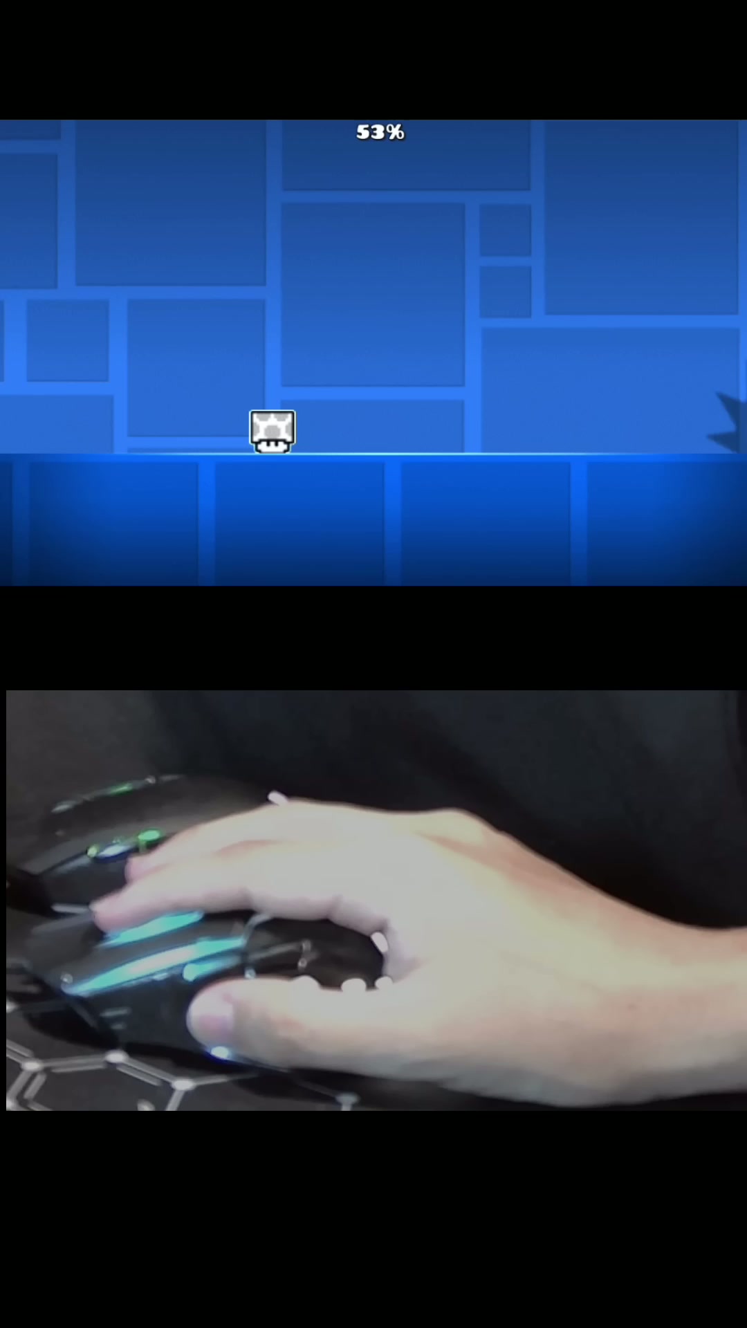 Geometry Dash IMPOSSIBLE jump!/ Deluxe12