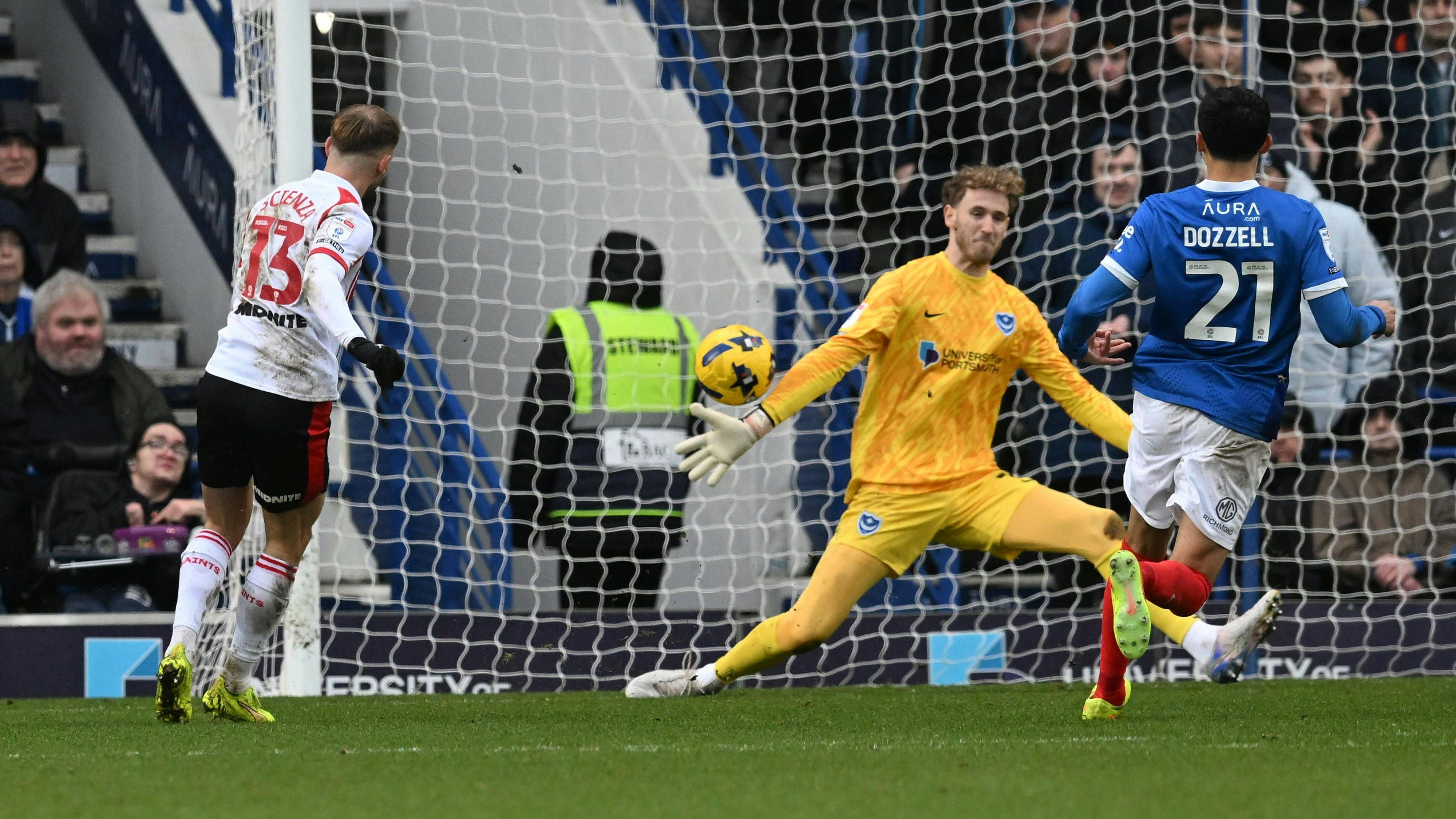 Ballbub verlor Gehör! Skandal-Derby für ÖFB-Legionär