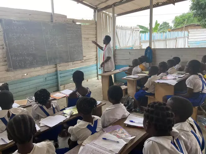 Education de base : Paul Biya ordonne un prêt de 18 milliards FCFA