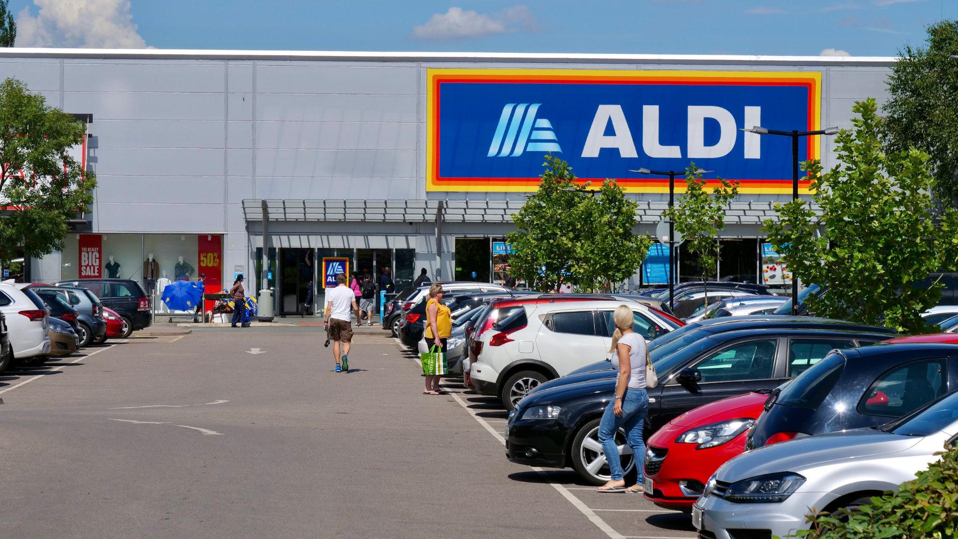 Aldi becomes first UK supermarket to establish a new £13.35 rule from March