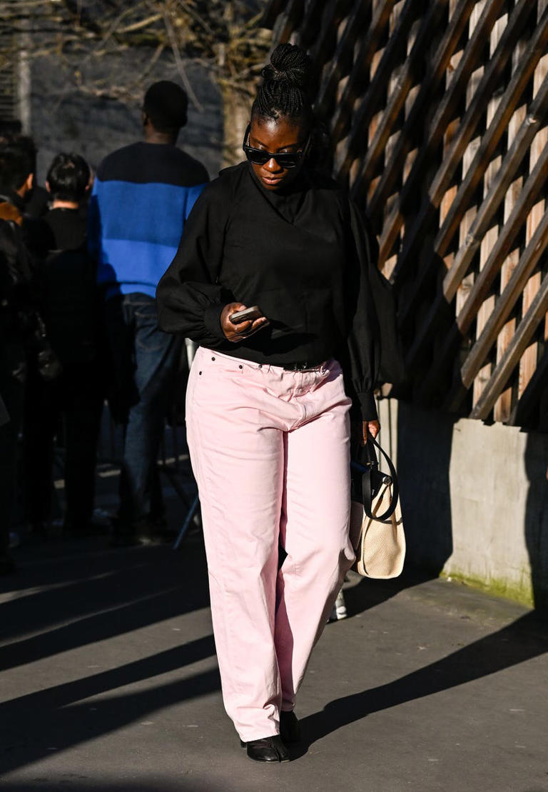 7 shoes to wear with pink jeans, the trending denim style that will be ...