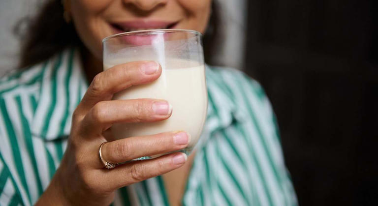 Beber leche a diario está muy bien, pero es más beneficiosa si es de ...