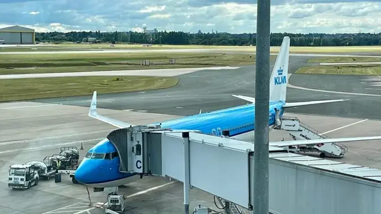 KLM regala il Wi-Fi gratuito sui voli europei: navigazione libera a ...