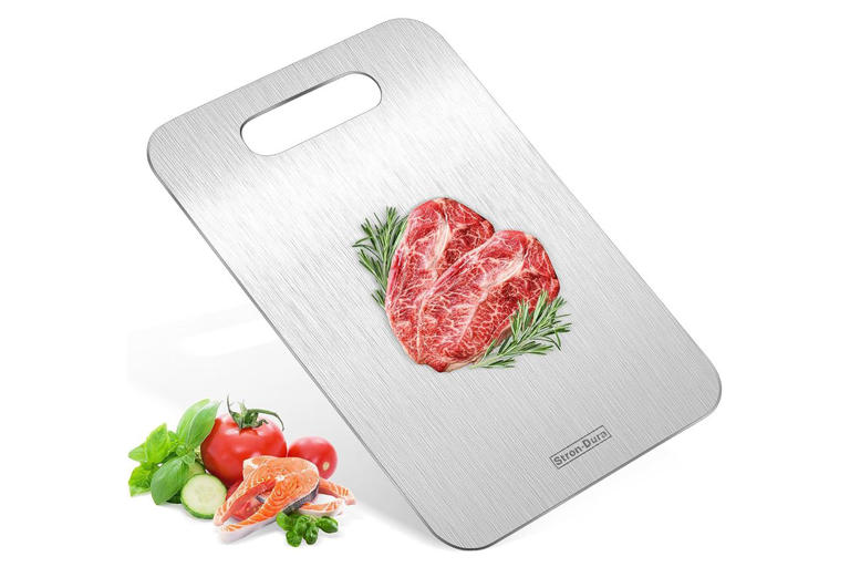 Plastic cutting boards may not be the safest choice — these are the 3 ...