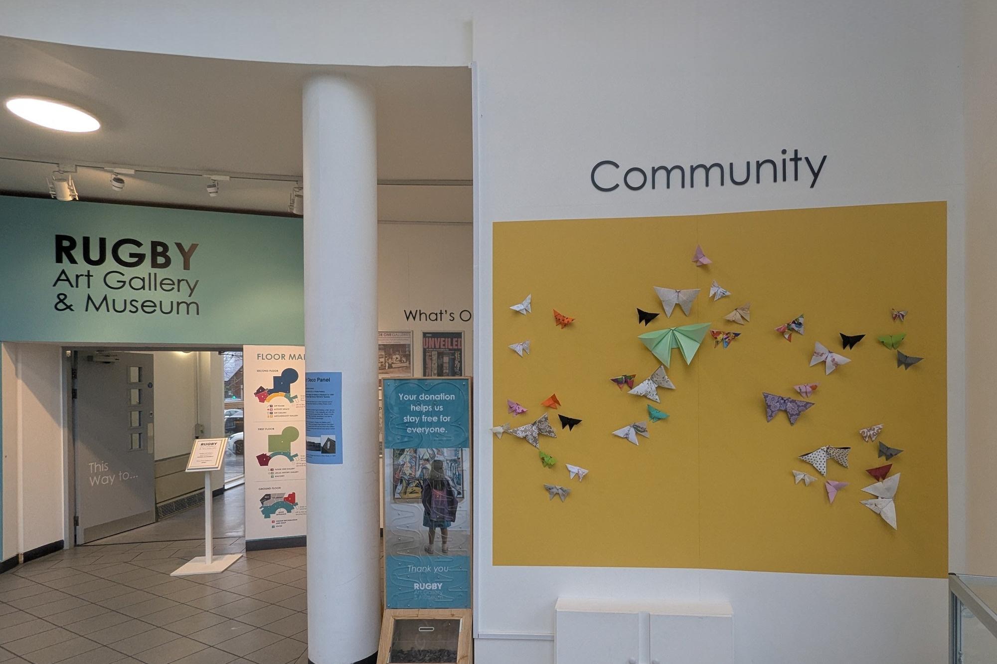 Bridging generations display marks Holocaust Memorial Day