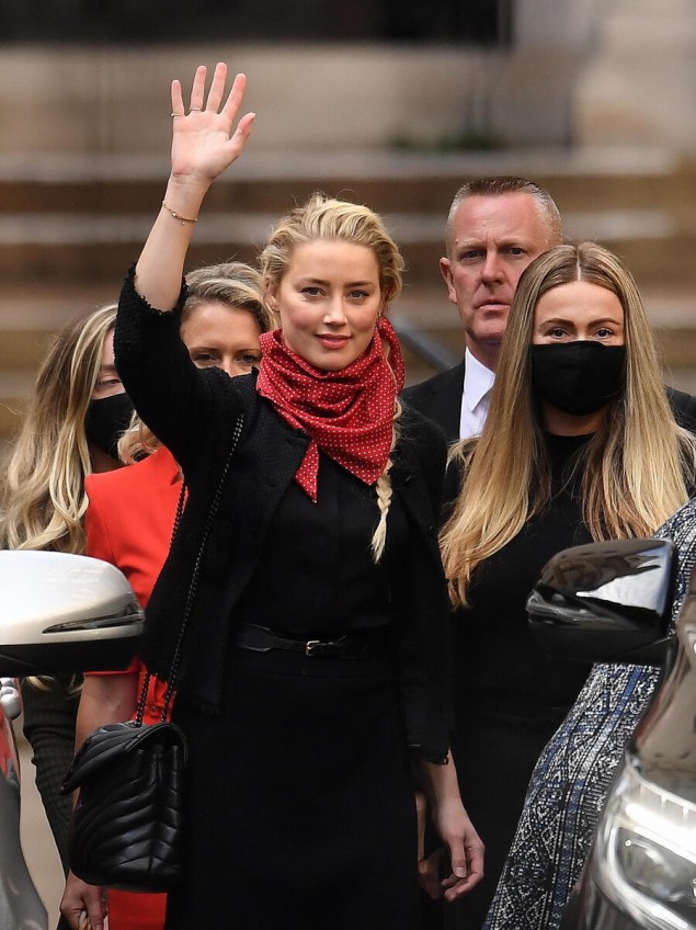 Amber Heard e le donne silenziate: «Non posso più far sentire la mia voce»