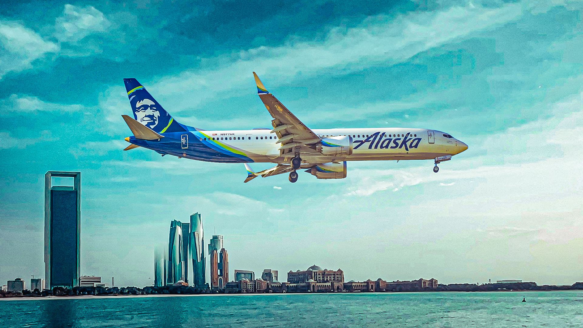 Coastal clash: Alaska & JetBlue scale up for Super Bowl LX