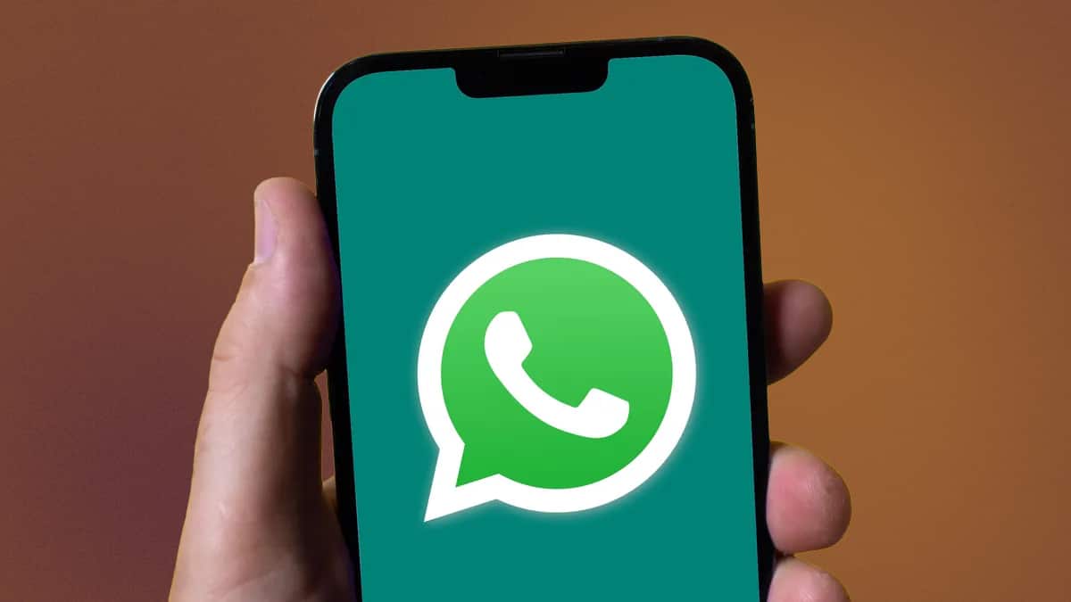 You may have to pay to use WhatsApp without ads: Here’s what’s changing