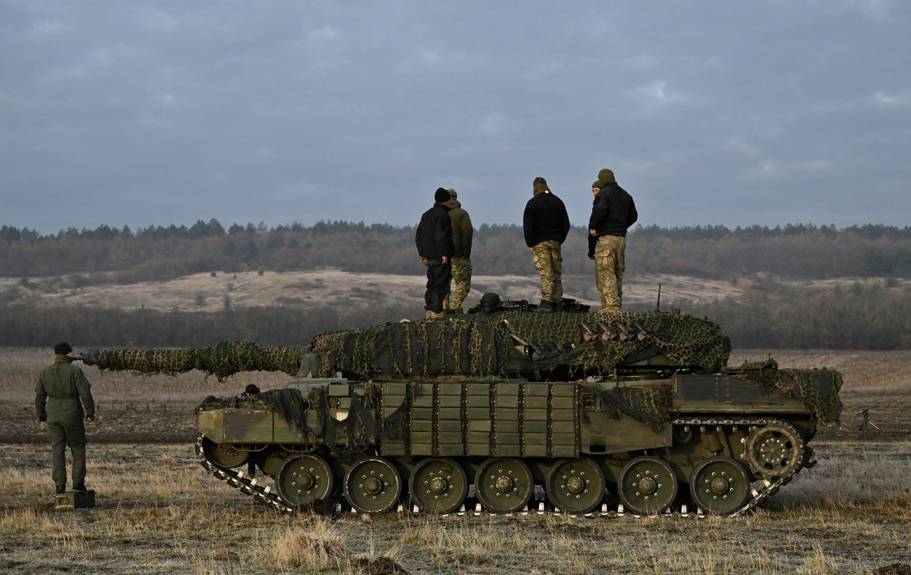 Russia's losses in Ukraine as of January 27: +820 troops and 47 ...