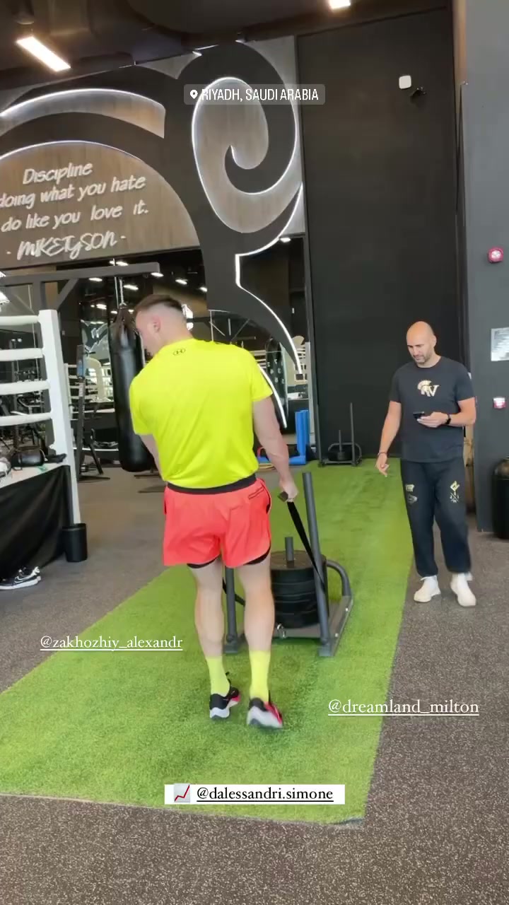 Beast mode💥👺 | Francis Ngannou & Guido Vianello working hard in camp ...