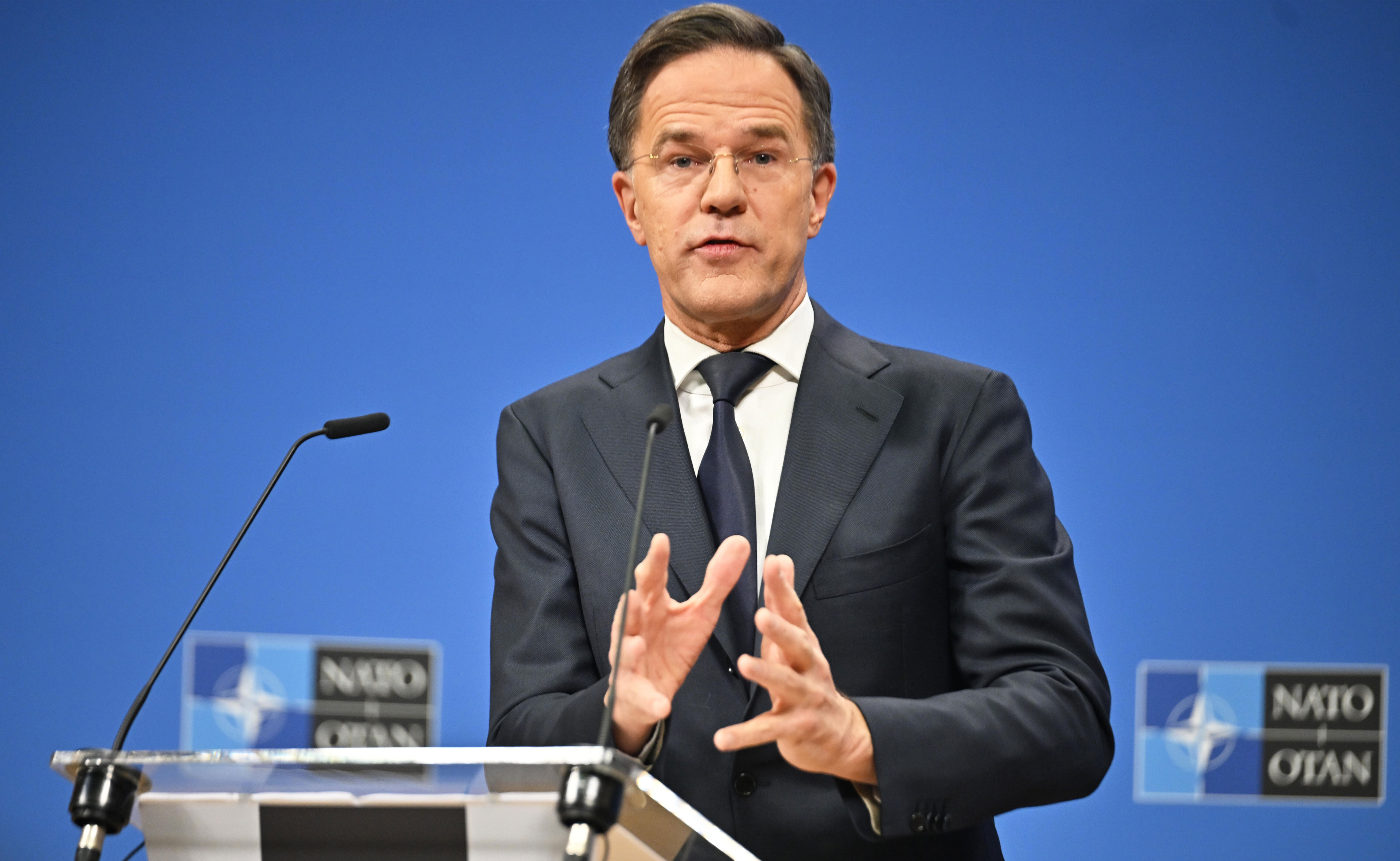 NAVO-chef Rutte claimt dat Europa zich zonder VS niet kan verdedigen ...