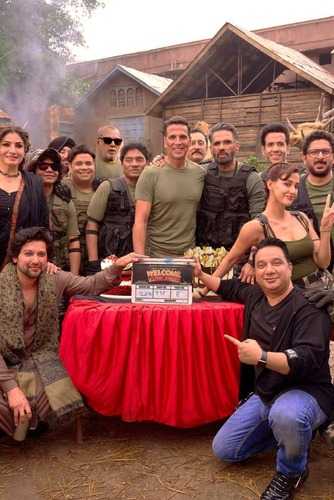 Akshay Kumar & Suniel Shetty's Welcome to the Jungle to release a week ...